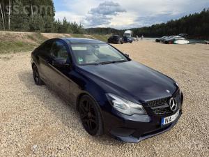 Синий Мерседес E 250 2014 в Рига, объемом двигателя 2.20 л и пробегом 350 тыс. км за 12000 €, фото 5 на AUTOMOTO.COM.LV