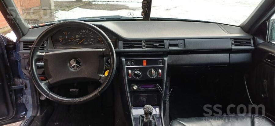 Zils Mercedes-Benz e-250 1991 Liepāja, ar dzinēja tilpumu 2.50 L un nobraukumu 447 tūkst. km par 2500 €, foto 5 vietnē AUTOMOTO.COM.LV