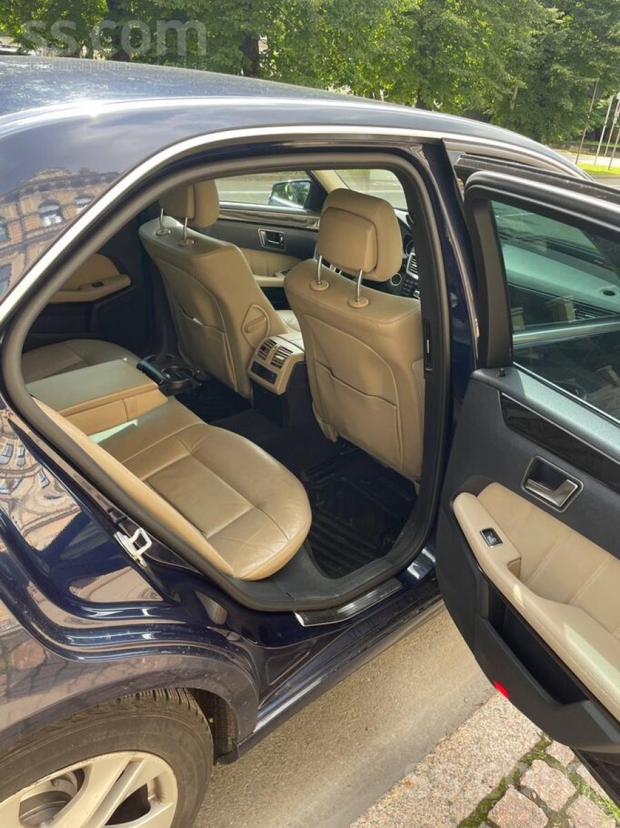 Zils Mercedes-Benz e-250 2012 Rīga, ar dzinēja tilpumu 2.10 L un nobraukumu 208 tūkst. km par 10500 €, foto 6 vietnē AUTOMOTO.COM.LV