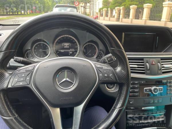 Blue Mercedes-Benz e-250 2012 in Riga, with an engine capacity of 2.10 L and mileage of 208 thousand km for 10500 €, photo 9 on AUTOMOTO.COM.LV