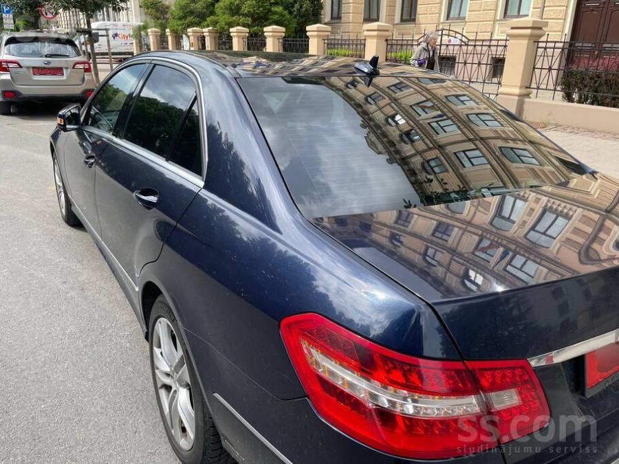 Zils Mercedes-Benz e-250 2012 Rīga, ar dzinēja tilpumu 2.10 L un nobraukumu 208 tūkst. km par 10500 €, foto 11 vietnē AUTOMOTO.COM.LV