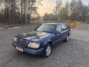 Blue Mercedes-Benz e-250 1994 in Jonava, with an engine capacity of 2.50 L and mileage of 560 thousand km for 5150 €, photo 12 on AUTOMOTO.COM.LV