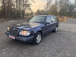 Blue Mercedes-Benz e-250 1994 in Jonava, with an engine capacity of 2.50 L and mileage of 560 thousand km for 5150 €, photo 13 on AUTOMOTO.COM.LV