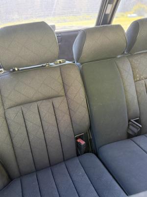 Zils Mercedes-Benz e-250 1995 Keila, ar dzinēja tilpumu 2.50 L un nobraukumu 382 tūkst. km par 3000 €, foto 5 vietnē AUTOMOTO.COM.LV