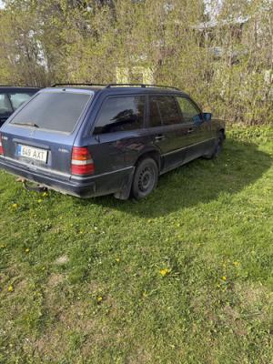 Zils Mercedes-Benz e-250 1995 Keila, ar dzinēja tilpumu 2.50 L un nobraukumu 382 tūkst. km par 3000 €, foto 9 vietnē AUTOMOTO.COM.LV
