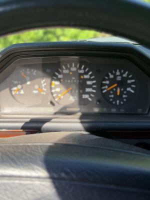 Zils Mercedes-Benz e-250 1995 Keila, ar dzinēja tilpumu 2.50 L un nobraukumu 382 tūkst. km par 3000 €, foto 14 vietnē AUTOMOTO.COM.LV