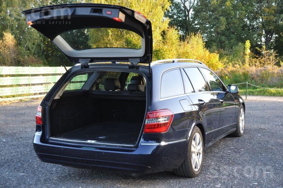 Blue Mercedes-Benz e-250 2010 in Riga, with an engine capacity of 2.20 L and mileage of 292 thousand km for 4790 €, photo 8 on AUTOMOTO.COM.LV