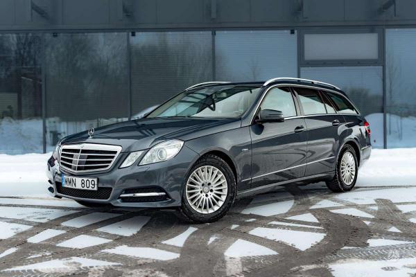Zils Mercedes-Benz e-250 2011 Klaipėda, ar dzinēja tilpumu 2.14 L un nobraukumu 352 tūkst. km par 7400 €, foto 3 vietnē AUTOMOTO.COM.LV