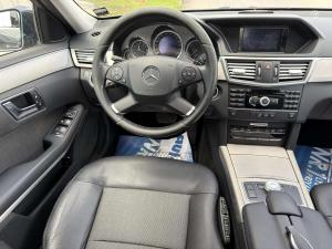 Blue Mercedes-Benz e-250 2011 in Panevezys, with an engine capacity of 1.80 L and mileage of 275 thousand km for 4700 €, photo 13 on AUTOMOTO.COM.LV