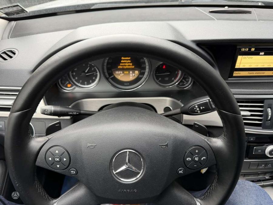 Синий Мерседес E 250 2011 в Паневежис, объемом двигателя 2.14 л и пробегом 275 тыс. км за 4700 €, фото 23 на AUTOMOTO.COM.LV