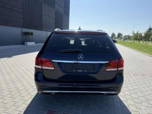 Blue Mercedes-Benz e-250 2015 in Siauliai, with an engine capacity of 2.14 L and mileage of 330 thousand km for 8700 €, photo 7 on AUTOMOTO.COM.LV
