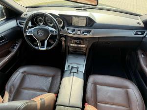 Синий Мерседес E 250 2015 в Шяуляй, объемом двигателя 2.14 л и пробегом 330 тыс. км за 8700 €, фото 15 на AUTOMOTO.COM.LV