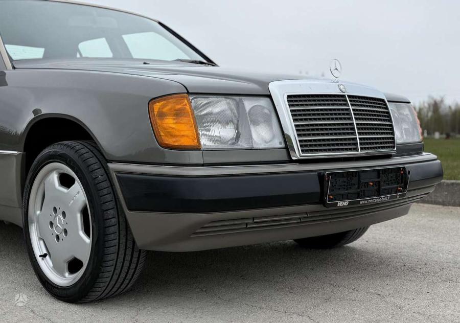 Brūns Mercedes-Benz e-250 1991 Raseiniai, ar dzinēja tilpumu 2.50 L un nobraukumu 239 tūkst. km par 8300 €, foto 8 vietnē AUTOMOTO.COM.LV