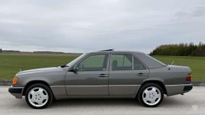Brūns Mercedes-Benz e-250 1991 Raseiniai, ar dzinēja tilpumu 2.50 L un nobraukumu 239 tūkst. km par 8300 €, foto 25 vietnē AUTOMOTO.COM.LV