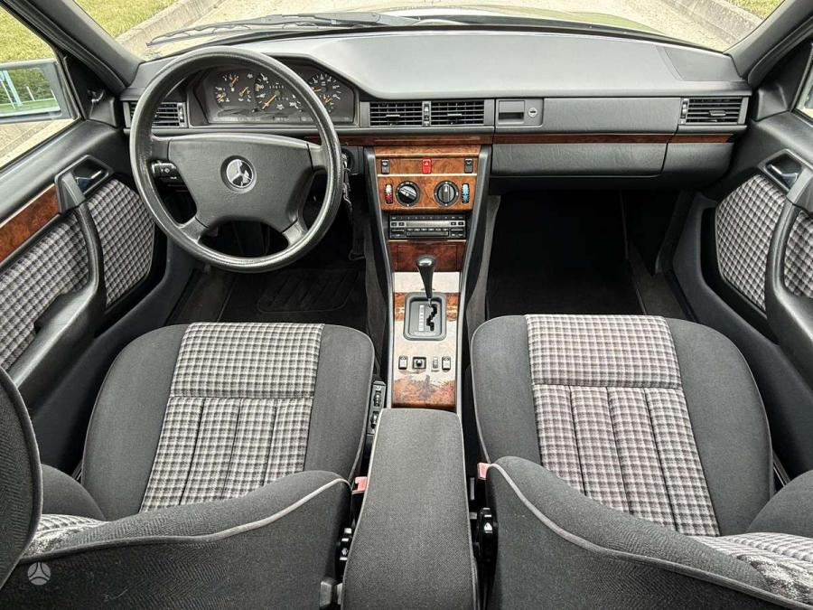 Brūns Mercedes-Benz e-250 1991 Raseiniai, ar dzinēja tilpumu 2.50 L un nobraukumu 239 tūkst. km par 8300 €, foto 34 vietnē AUTOMOTO.COM.LV