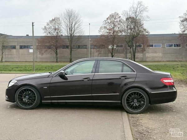 Brūns Mercedes-Benz e-250 2009 Šilutė, ar dzinēja tilpumu 2.10 L un nobraukumu 400 tūkst. km par 5300 €, foto 8 vietnē AUTOMOTO.COM.LV