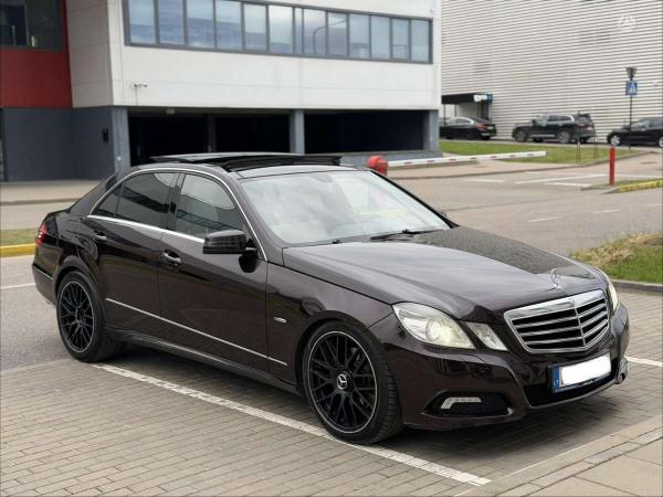Brūns Mercedes-Benz e-250 2009 Viļņa, ar dzinēja tilpumu 2.14 L un nobraukumu 410 tūkst. km par 5700 €, foto 2 vietnē AUTOMOTO.COM.LV