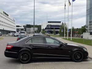 Brown Mercedes-Benz e-250 2009 in Vilnius, with an engine capacity of 2.14 L and mileage of 410 thousand km for 5700 €, photo 6 on AUTOMOTO.COM.LV