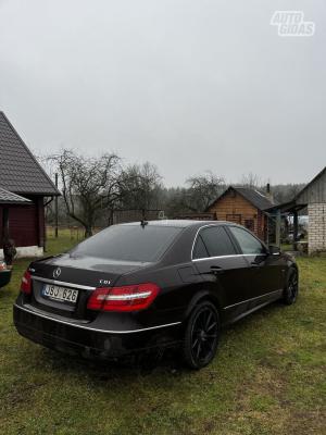 Brown Mercedes-Benz e-250 2010 in Vilnius, with an engine capacity of 2.10 L and mileage of 360 thousand km for 5500 €, photo 5 on AUTOMOTO.COM.LV