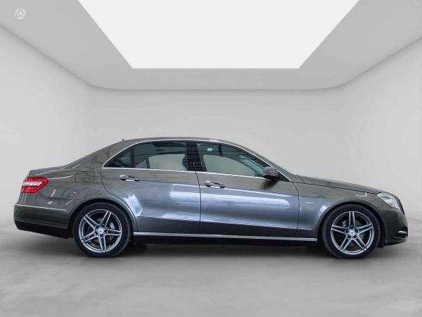 Brūns Mercedes-Benz e-250 2010 Kauņa, ar dzinēja tilpumu 2.20 L un nobraukumu 298 tūkst. km par 7990 €, foto 7 vietnē AUTOMOTO.COM.LV
