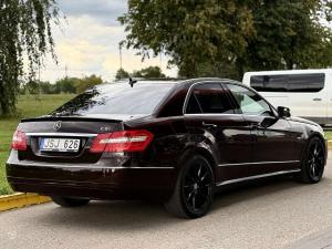 Коричневый Мерседес E 250 2010 в Каунас, объемом двигателя 2.14 л и пробегом 345 тыс. км за 7000 €, фото 4 на AUTOMOTO.COM.LV