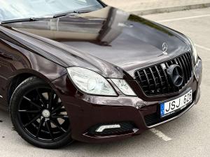 Коричневый Мерседес E 250 2010 в Каунас, объемом двигателя 2.14 л и пробегом 345 тыс. км за 7000 €, фото 11 на AUTOMOTO.COM.LV