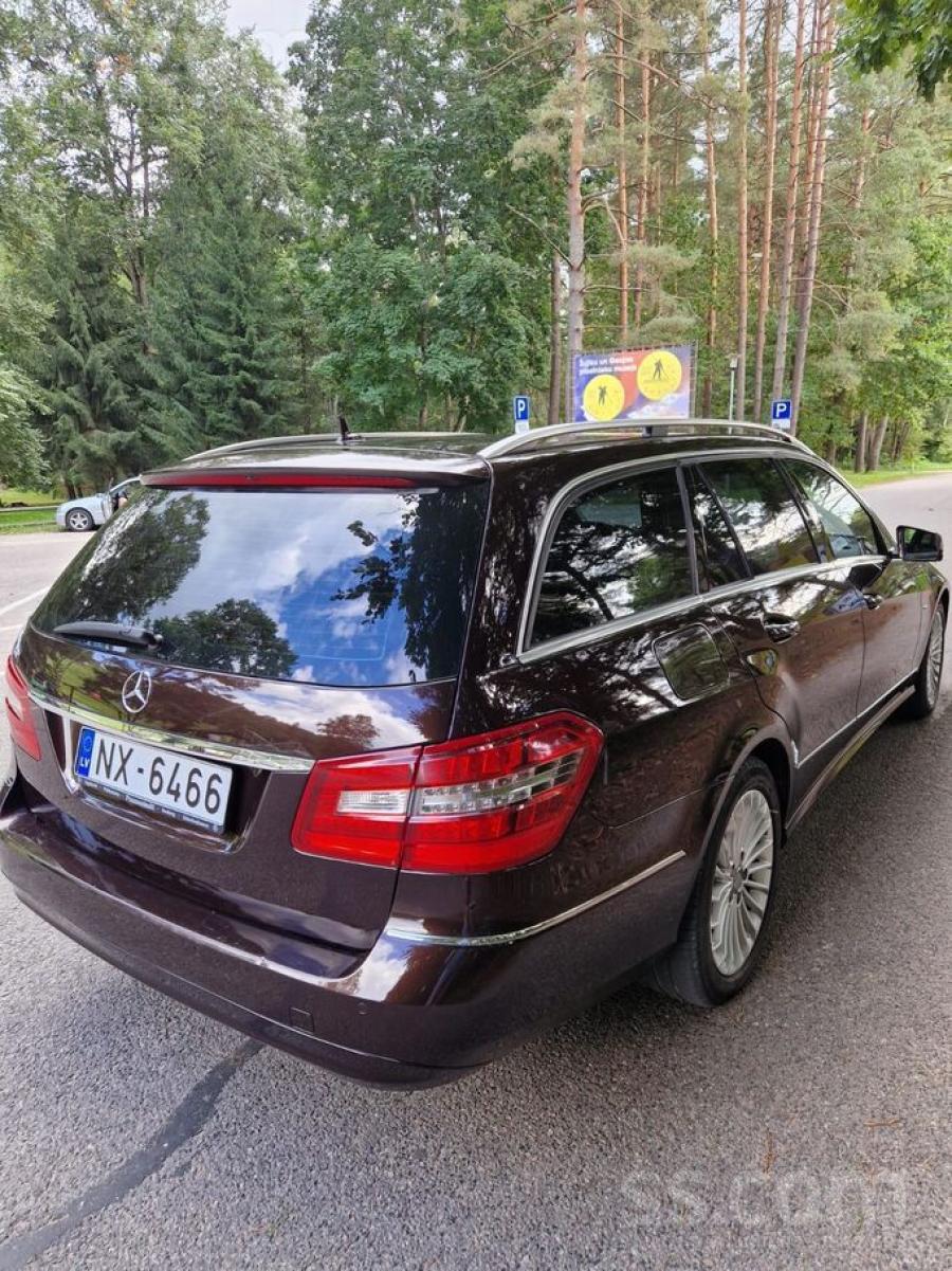 Коричневый Мерседес E 250 2009 в Рига, объемом двигателя 2.20 л и пробегом 270 тыс. км за 5950 €, фото 4 на AUTOMOTO.COM.LV