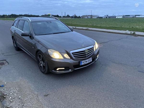 Brown Mercedes-Benz e-250 2010 in Panevezys, with an engine capacity of 2.14 L and mileage of 503 thousand km for 5500 €, photo 7 on AUTOMOTO.COM.LV