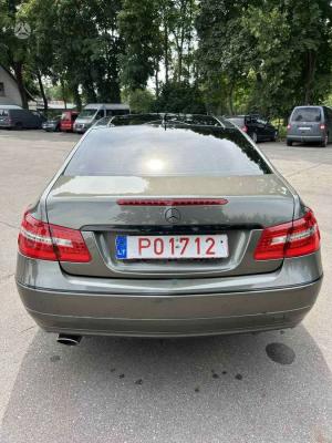 Zaļš Mercedes-Benz e-250 2011 Kauņa, ar dzinēja tilpumu 2.14 L un nobraukumu 289 tūkst. km par 7200 €, foto 8 vietnē AUTOMOTO.COM.LV