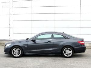Pelēks Mercedes-Benz e-250 2010 Tallina, ar dzinēja tilpumu 2.50 L un nobraukumu 258 tūkst. km par 8950 €, foto 4 vietnē AUTOMOTO.COM.LV