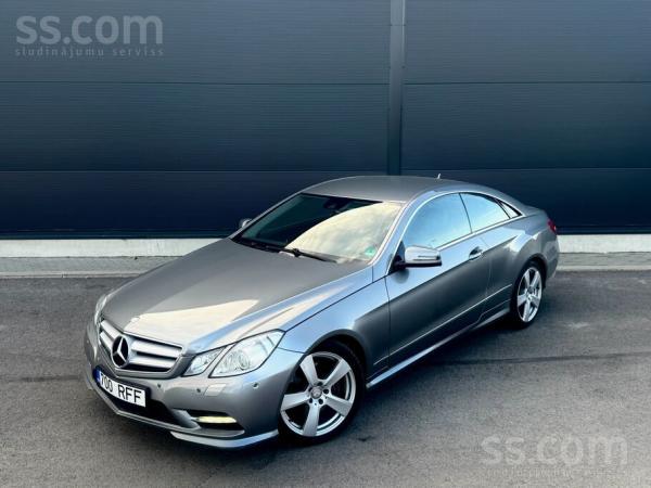 Pelēks Mercedes-Benz e-250 2013 Tallina, ar dzinēja tilpumu 2.50 L un nobraukumu 210 tūkst. km par 12800 €, foto 2 vietnē AUTOMOTO.COM.LV
