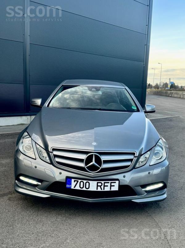 Pelēks Mercedes-Benz e-250 2013 Tallina, ar dzinēja tilpumu 2.50 L un nobraukumu 210 tūkst. km par 12800 €, foto 4 vietnē AUTOMOTO.COM.LV