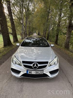 Серый Мерседес E 250 2013 в Екабпилс, объемом двигателя 2.10 л и пробегом 235 тыс. км за 14000 €, фото 4 на AUTOMOTO.COM.LV