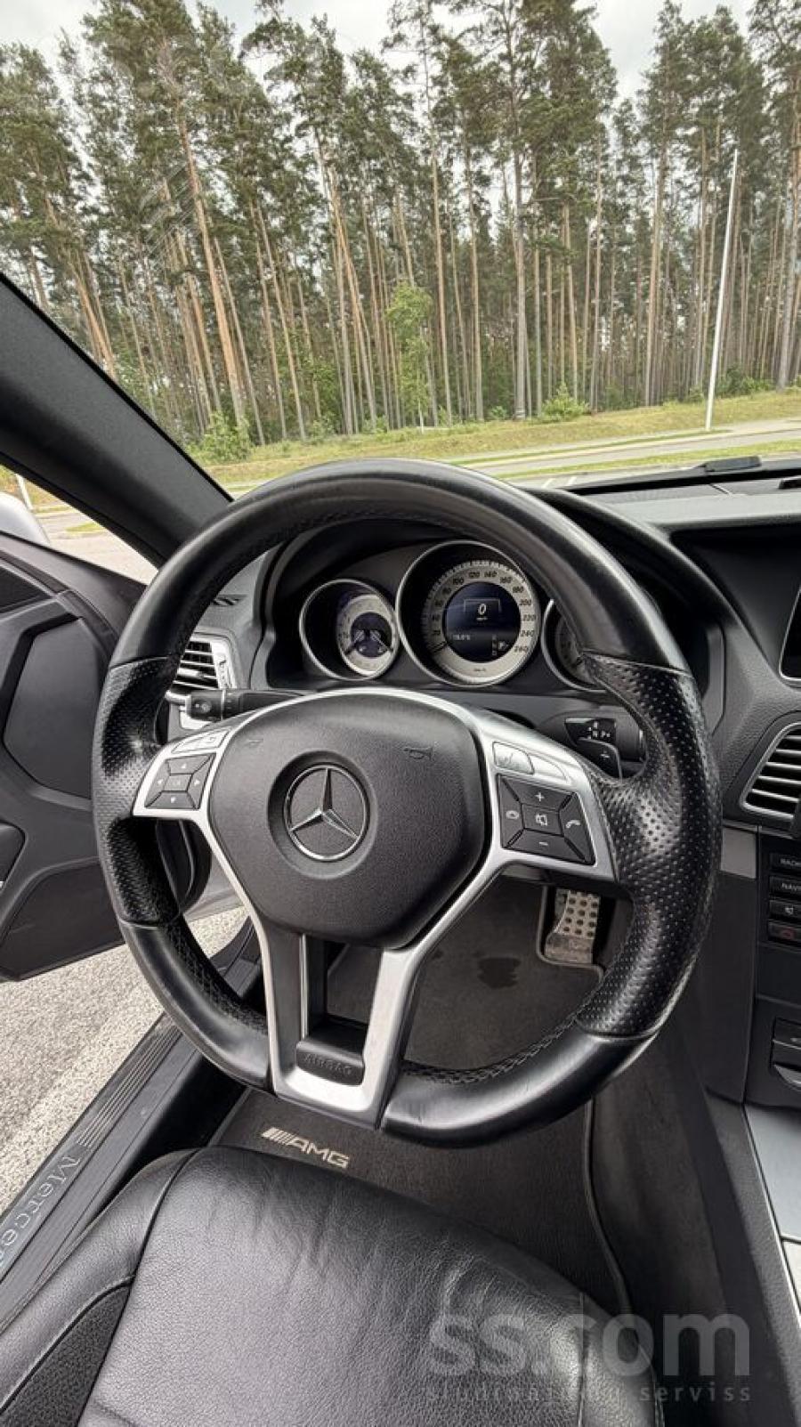 Grey Mercedes-Benz e-250 2014 in Riga, with an engine capacity of 2.00 L and mileage of 161 thousand km for 13000 €, photo 12 on AUTOMOTO.COM.LV
