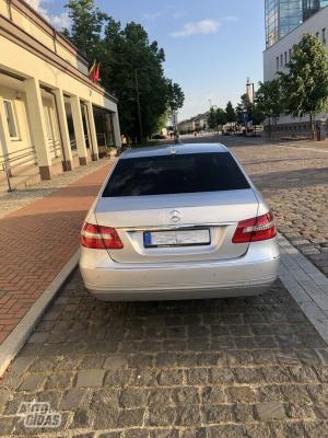 Pelēks Mercedes-Benz e-250 2009 Marijampole, ar dzinēja tilpumu 2.10 L un nobraukumu 250 tūkst. km par 6550 €, foto 13 vietnē AUTOMOTO.COM.LV