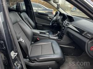 Серый Мерседес E 250 2009 в Рига, объемом двигателя 2.20 л и пробегом 301 тыс. км за 6450 €, фото 11 на AUTOMOTO.COM.LV