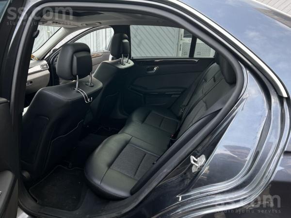 Pelēks Mercedes-Benz e-250 2009 Rīga, ar dzinēja tilpumu 2.20 L un nobraukumu 301 tūkst. km par 6250 €, foto 8 vietnē AUTOMOTO.COM.LV