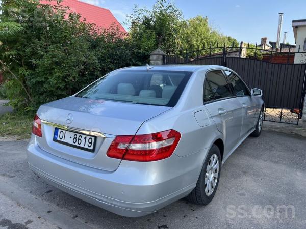 Pelēks Mercedes-Benz e-250 2009 Daugavpils, ar dzinēja tilpumu 1.80 L un nobraukumu 357 tūkst. km par 4250 €, foto 6 vietnē AUTOMOTO.COM.LV