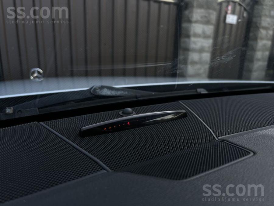 Pelēks Mercedes-Benz e-250 2009 Daugavpils, ar dzinēja tilpumu 1.80 L un nobraukumu 357 tūkst. km par 4950 €, foto 20 vietnē AUTOMOTO.COM.LV