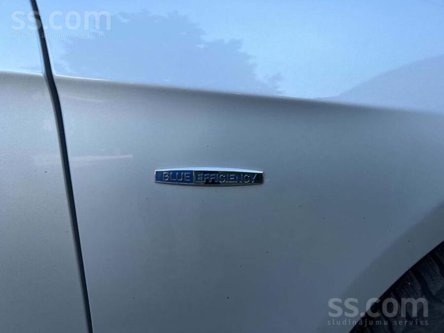 Серый Мерседес E 250 2009 в Даугавпилс, объемом двигателя 1.80 л и пробегом 358 тыс. км за 3400 €, фото 9 на AUTOMOTO.COM.LV