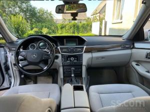 Серый Мерседес E 250 2009 в Даугавпилс, объемом двигателя 1.80 л и пробегом 358 тыс. км за 3400 €, фото 18 на AUTOMOTO.COM.LV