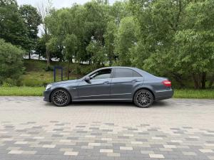 Серый Мерседес E 250 2010 в Резекне, объемом двигателя 2.20 л и пробегом 293 тыс. км за 6490 €, фото 5 на AUTOMOTO.COM.LV