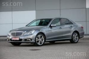 Серый Мерседес E 250 2010 в Елгава, объемом двигателя 2.20 л и пробегом 0 тыс. км за 9980 €, фото 4 на AUTOMOTO.COM.LV