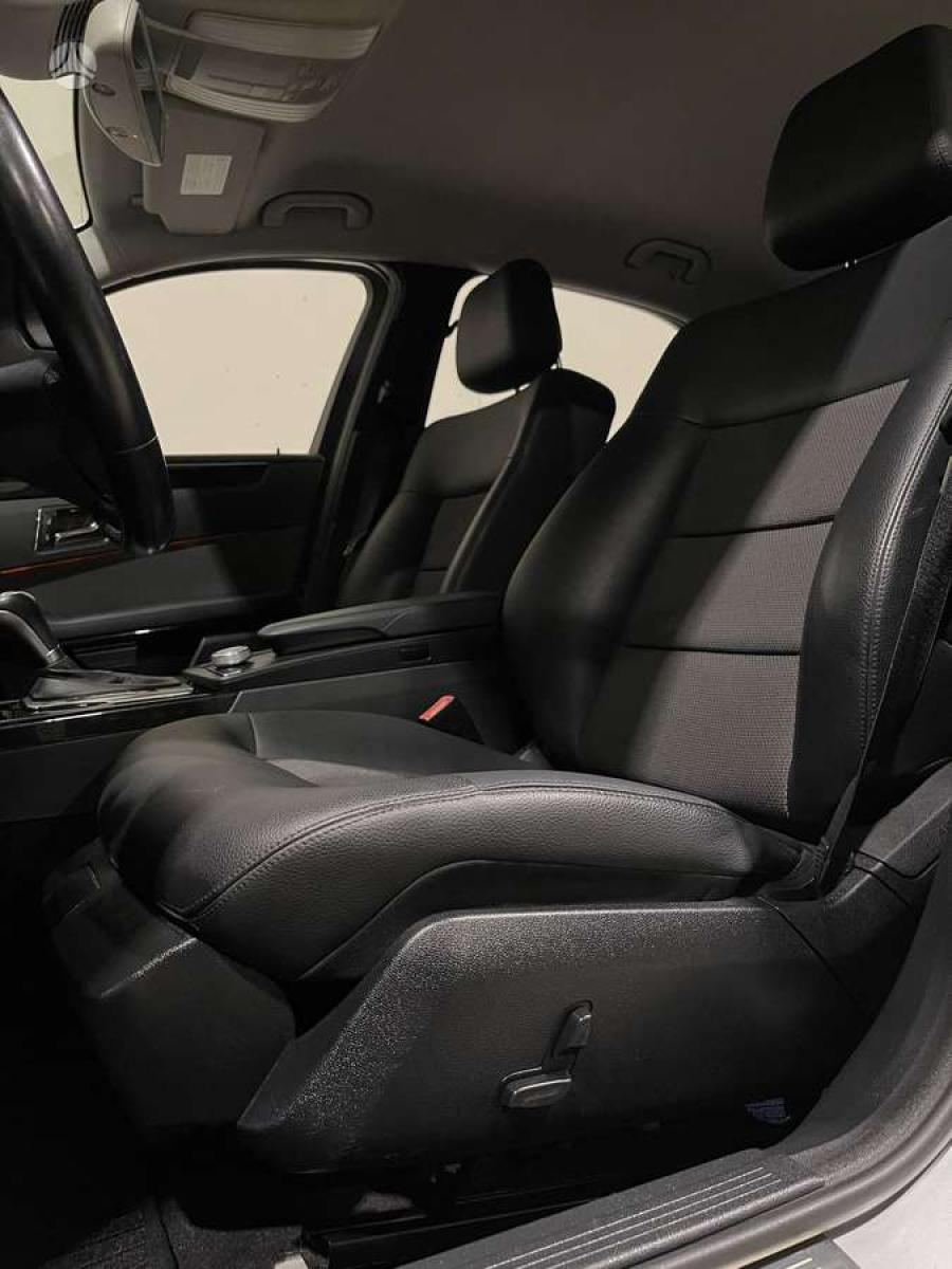 Серый Мерседес E 250 2010 в Клайпеда, объемом двигателя 1.80 л и пробегом 158 тыс. км за 8999 €, фото 6 на AUTOMOTO.COM.LV