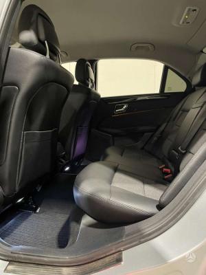 Серый Мерседес E 250 2010 в Клайпеда, объемом двигателя 1.80 л и пробегом 158 тыс. км за 8999 €, фото 23 на AUTOMOTO.COM.LV