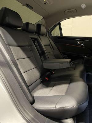 Серый Мерседес E 250 2010 в Клайпеда, объемом двигателя 1.80 л и пробегом 158 тыс. км за 8999 €, фото 24 на AUTOMOTO.COM.LV