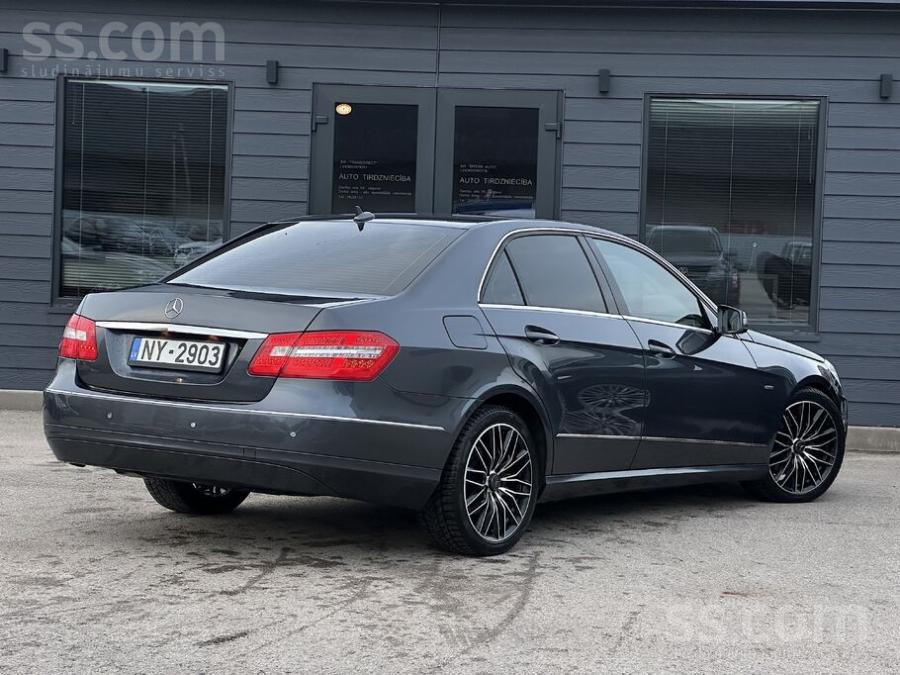 Серый Мерседес E 250 2010 в Елгава, объемом двигателя 2.20 л и пробегом 297 тыс. км за 5250 €, фото 5 на AUTOMOTO.COM.LV