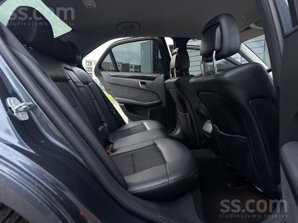 Мерседес E 250 2010 в Елгава на AUTOMOTO.COM.LV Серый Мерседес E 250 2010 в Елгава, объемом двигателя 2.20 л и пробегом 297 тыс. км за 5500 €, фото 8 на AUTOMOTO.COM.LV