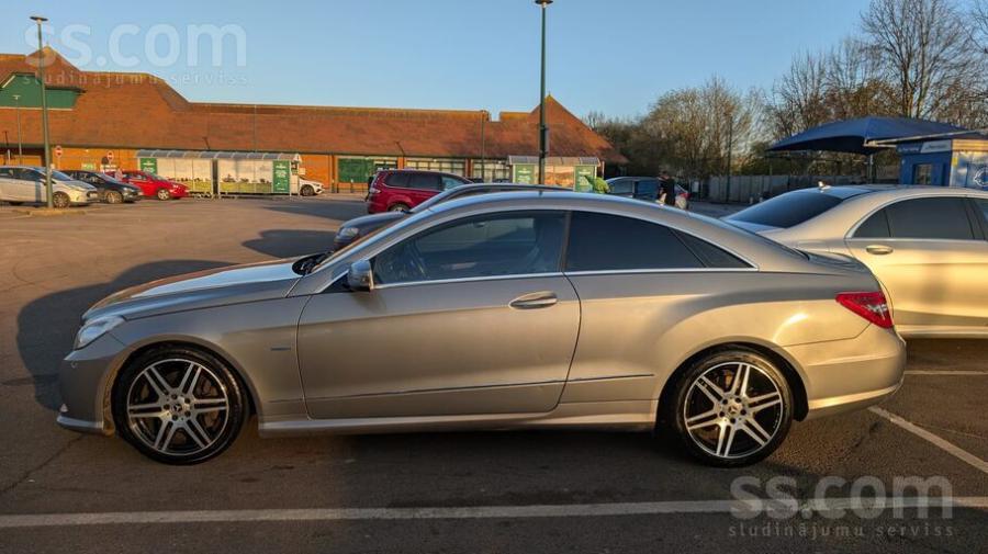 Grey Mercedes-Benz e-250 2012 in Daugavpils, with an engine capacity of 2.20 L and mileage of 130 thousand km for 3700 €, photo 5 on AUTOMOTO.COM.LV