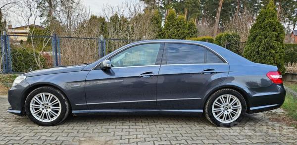 Grey Mercedes-Benz e-250 2012 in Riga, with an engine capacity of 2.20 L and mileage of 0 thousand km for 7900 €, photo 2 on AUTOMOTO.COM.LV
